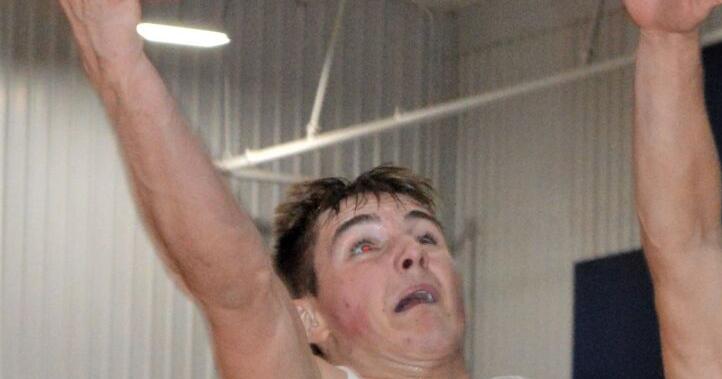 Scott rains threes in Central High victory | Sports | duncanbanner.com