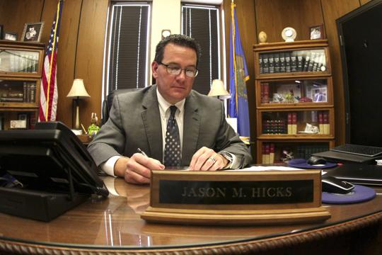 COLUMN: D.A. Hicks elaborates on Edwards' release with GPS | Opinion ...