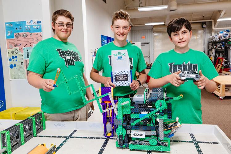 Team Tashka Tali'(Metal Warrior) places third at VEX Robotics World ...