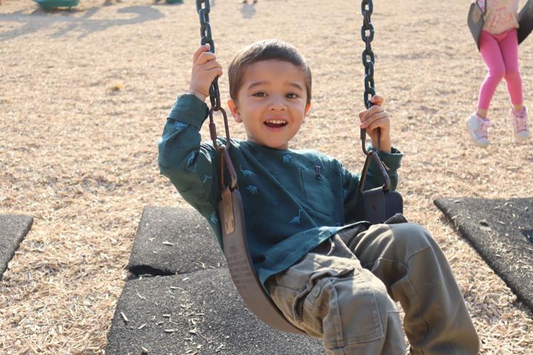 Duncan elementary kids see new playground equipment | | duncanbanner.com