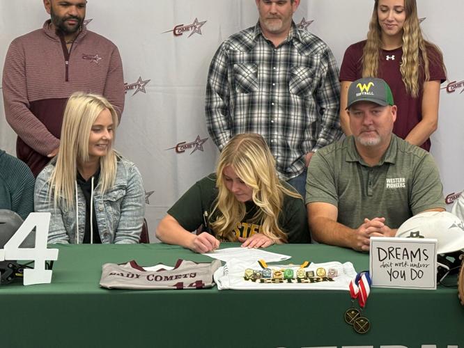Kassidee Thompson signs with Western Oklahoma State College for ...