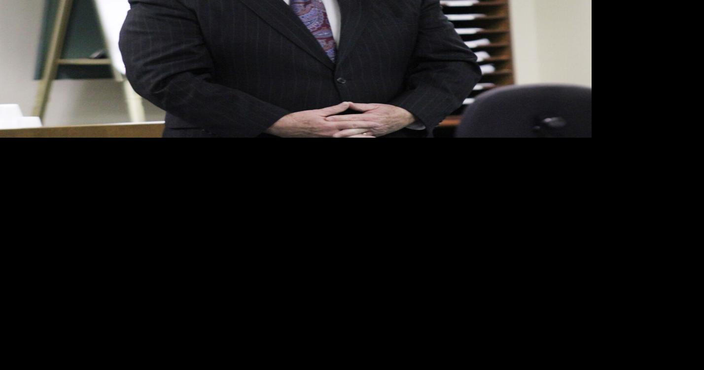 Russell, Wheeler take oaths of office | Community | duncanbanner.com