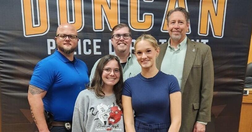 Local students complete internships at Duncan Police Department ...
