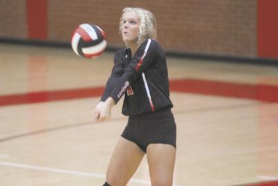 Lady Demons volleyball ready for new beginnings | Sports | duncanbanner.com