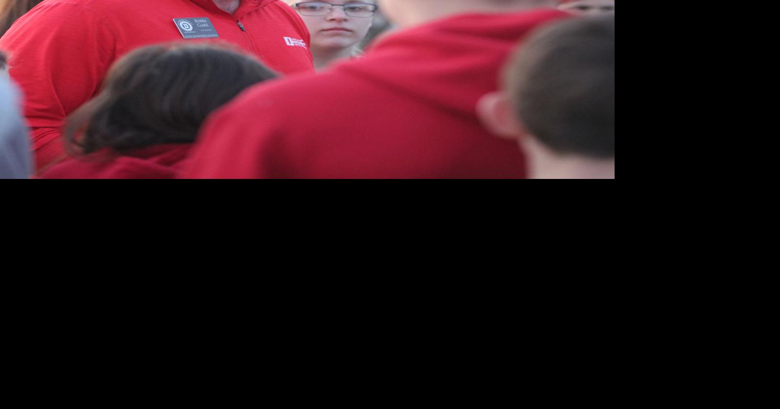 A year not forgotten: Duncan teachers walk-in in solidarity for ...
