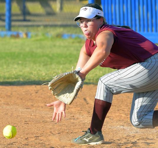 Lady Bronchos trample Velma-Alma | Sports | duncanbanner.com