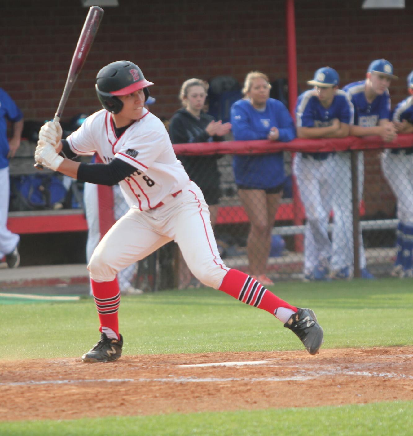 Duncan Baseball finishes district with sweep | Sports | duncanbanner.com