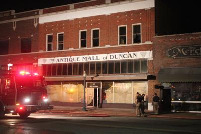 Firefighters respond to Antique Mall of Duncan | News | duncanbanner.com