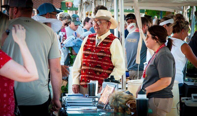 Chickasaw Gov. Bill Anoatubby to retire | News | duncanbanner.com