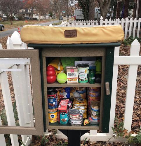Leeway pet pantry helps people and animals | Local News | dundalkeagle.com