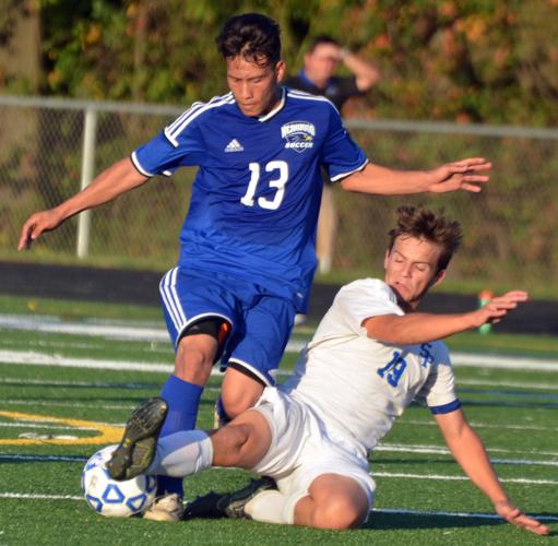 Strong start lifts Pointer boys soccer over Kenwood | Sports ...