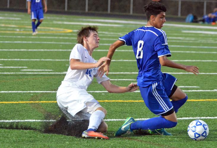 Strong start lifts Pointer boys soccer over Kenwood | Sports ...