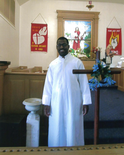 Graceland UMC welcomes Pastor Andrew Shropshire | News | dundalkeagle.com
