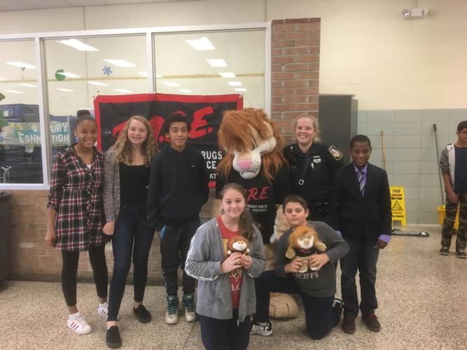 Holabird Middle students graduate from D.A.R.E program | Local News ...