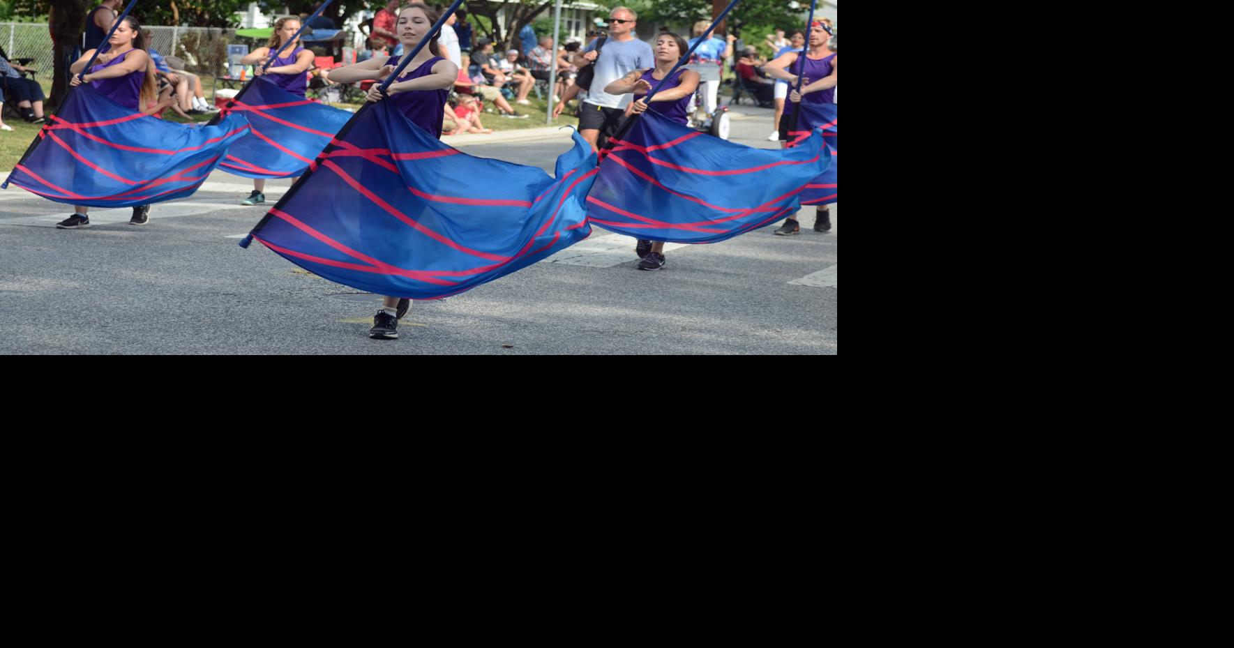 Dundalk parade delights thousands | Local News | dundalkeagle.com