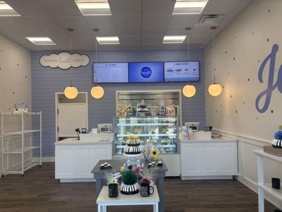 Sweets galore at new Merritt Boulevard bundt cake store | News ...