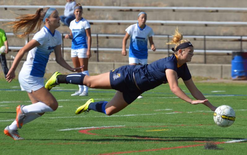 Former teammates clash in NJCAA women's soccer region final | Sports ...