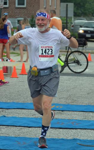 Runner-up in 2017, Landgren wins Heritage 6K race | Sports ...