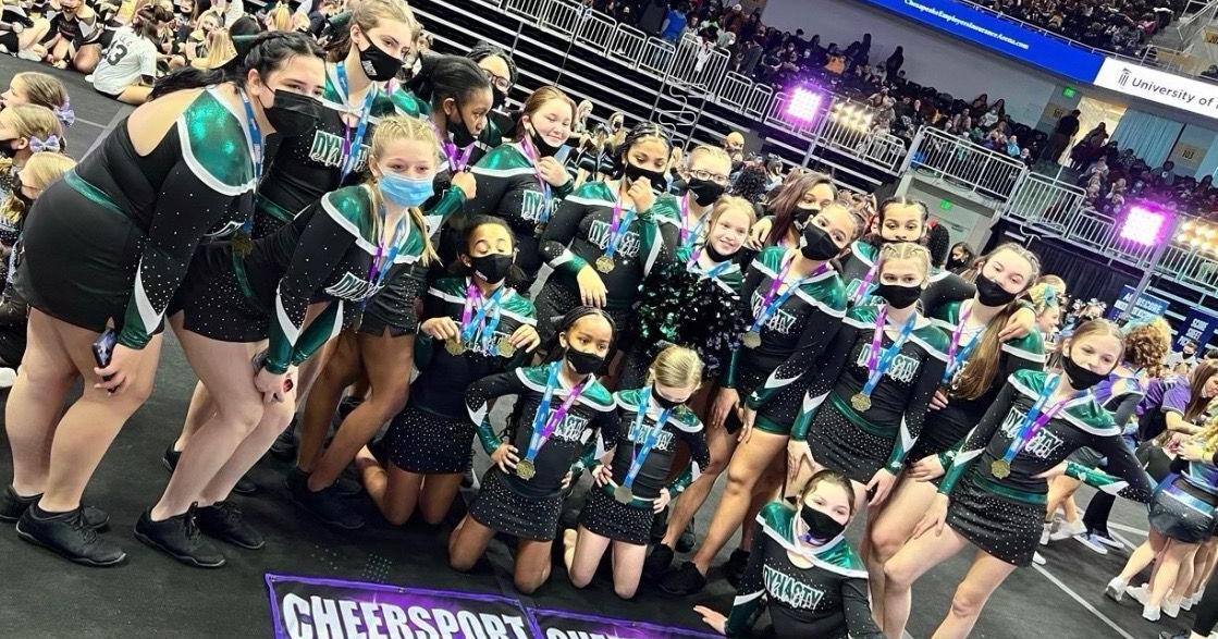 Dundalk rec cheer team shows up first competition | | dundalkeagle.com