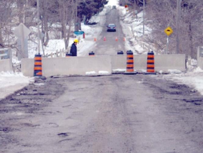 Whitevale residents raise concerns following early bridge closure