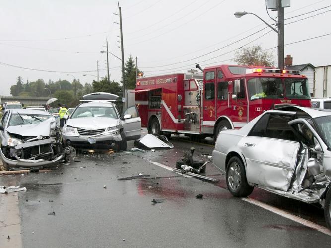 Three-car collision in Whitby