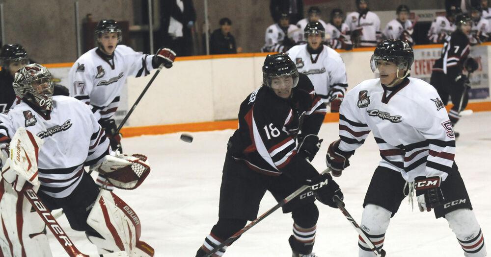 Pickering Panthers win one of three on busy weekend