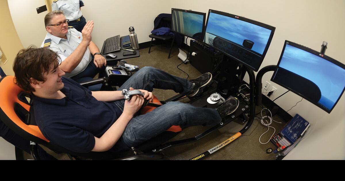 Pickering Air Cadets take to the virtual sky in flight simulator