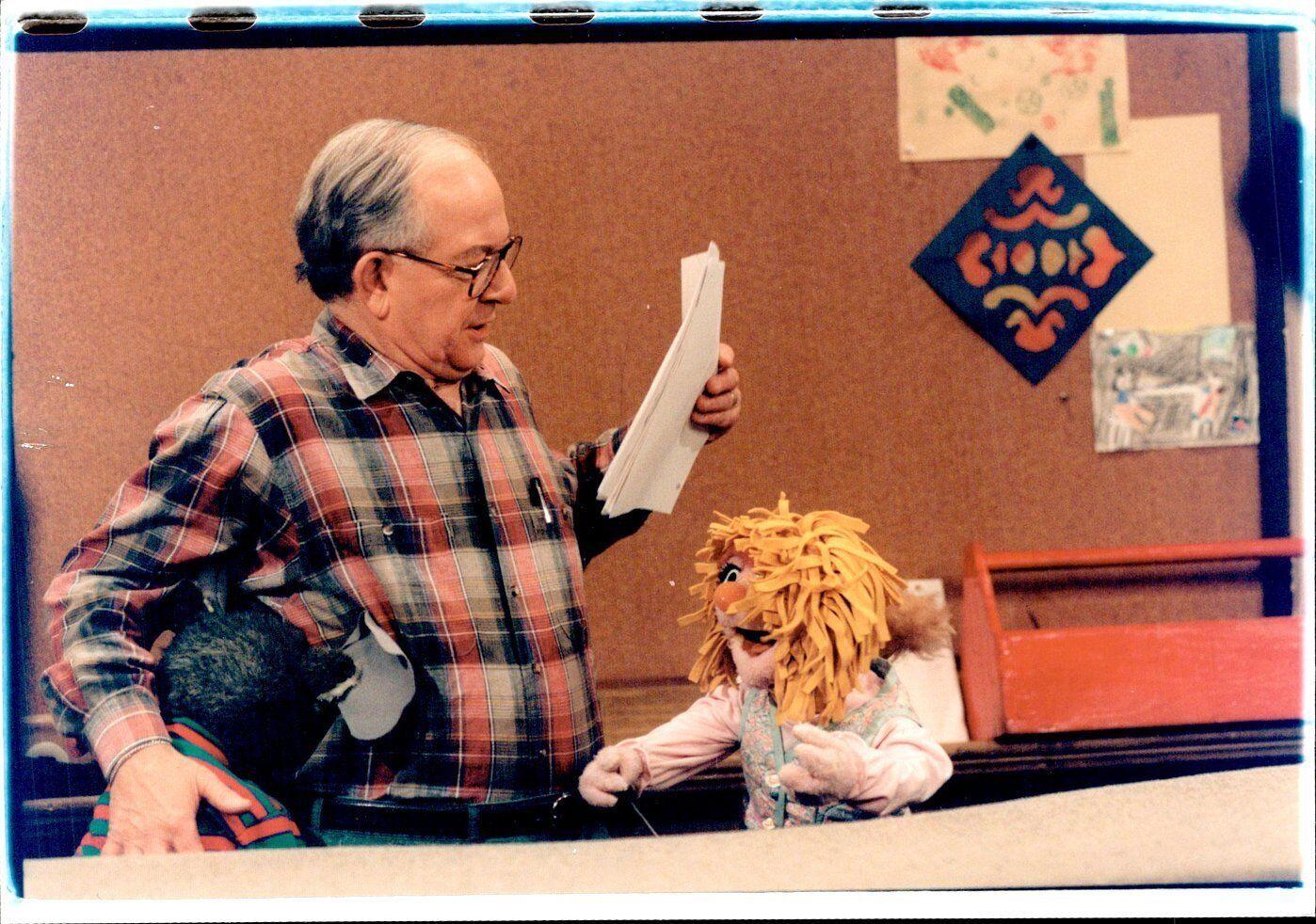 Pickering to honour Mr. Dressup actor Ernie Coombs