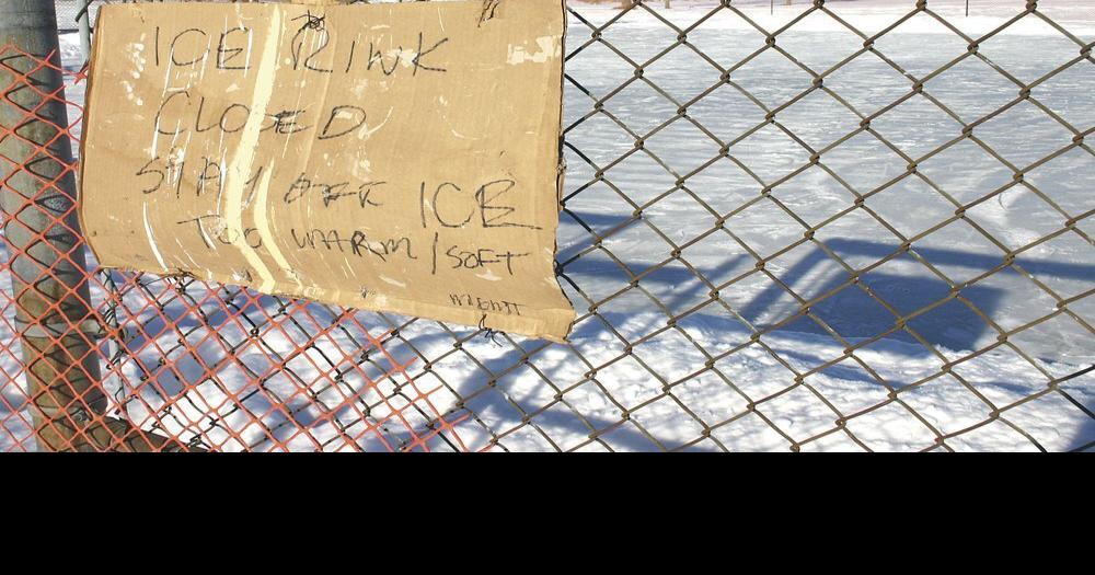 Uxbridge residents want rink damage put on ice