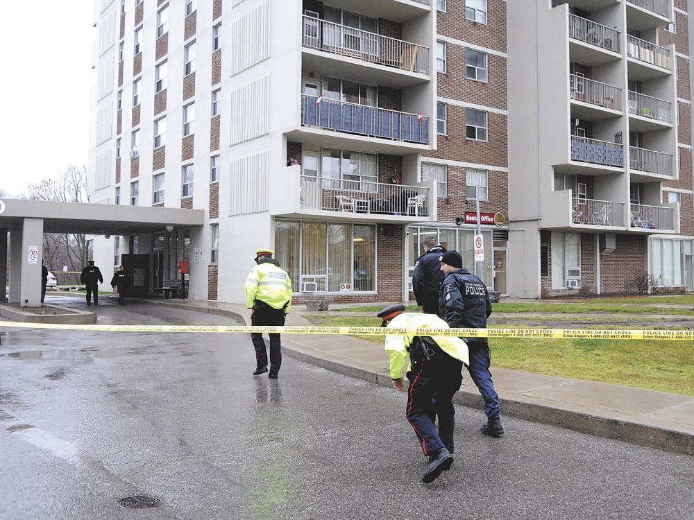 Woman's body discovered in ravine behind White Oaks apartment building ...