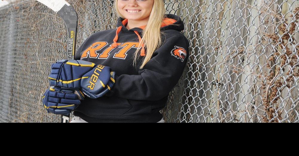 Pickering's Cassie Clayton joins RIT women's hockey program