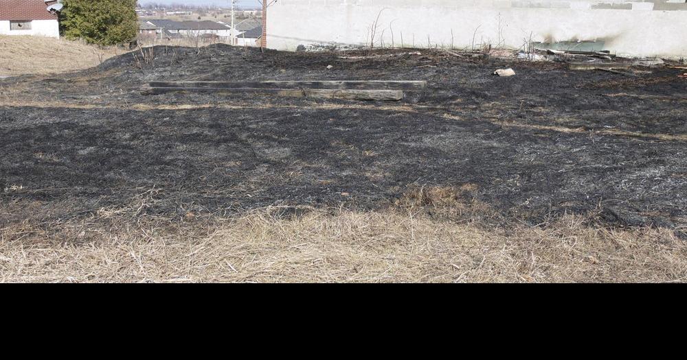 Clarington fire dept. battles grass fire