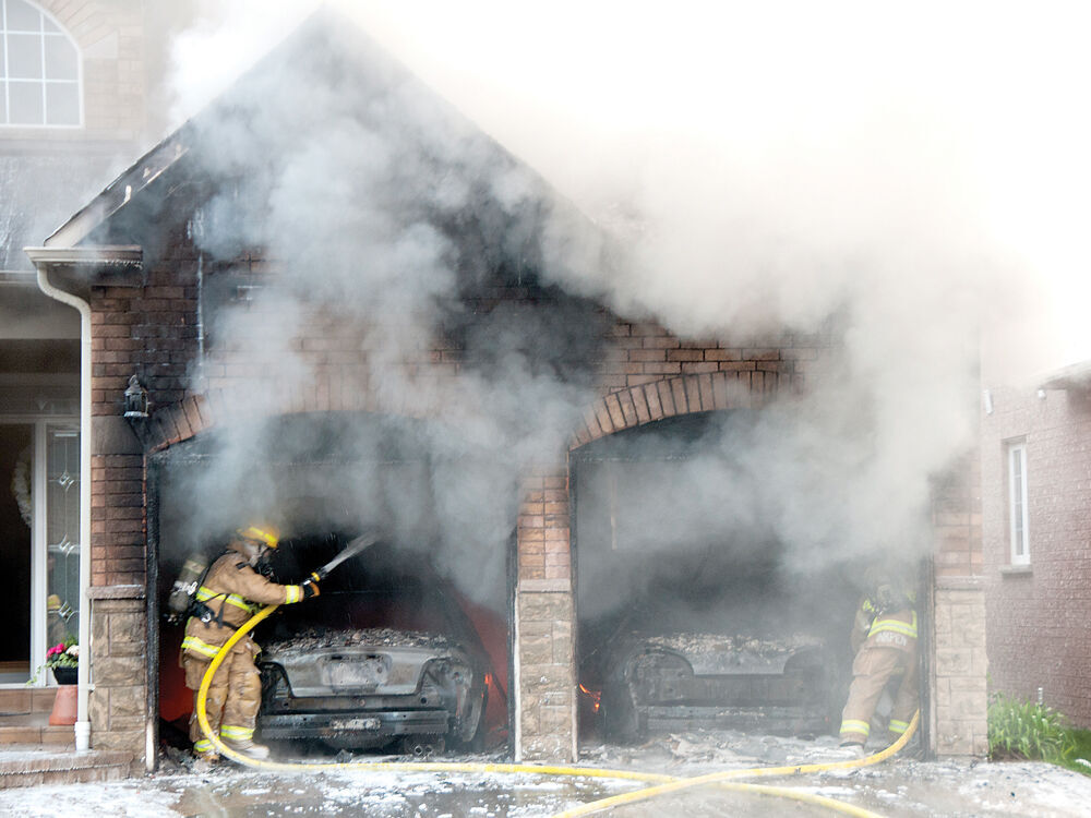 Car fire lights up Oshawa garage