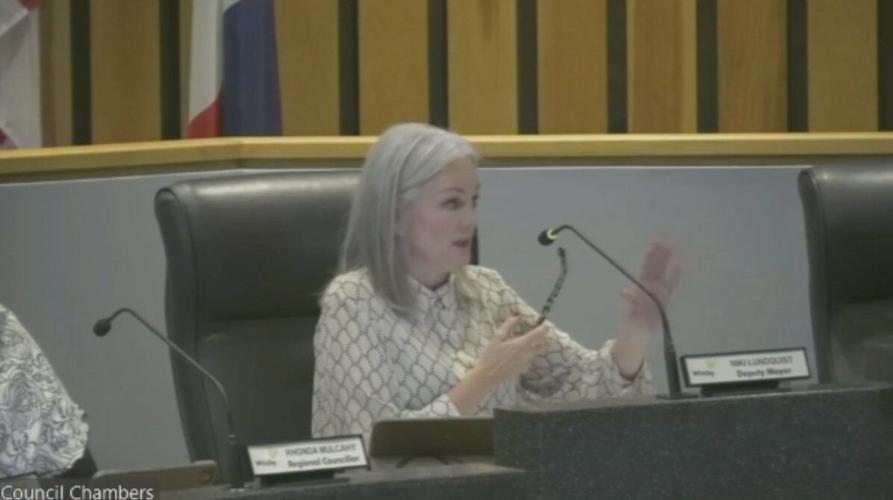 Whitby council says it did nothing wrong, resents councillor