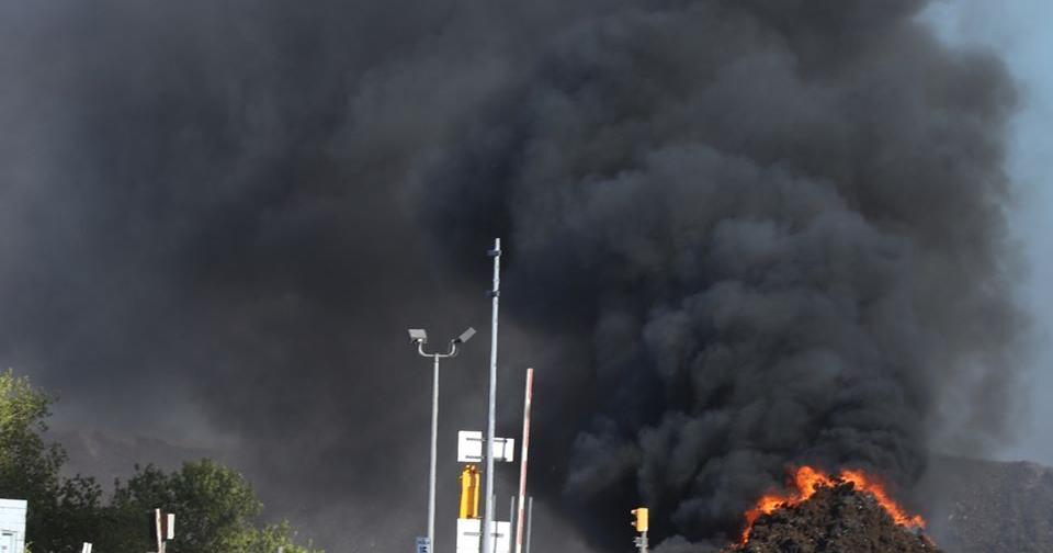 Fire at Whitby steel mill sends heavy black smoke into the air Friday ...