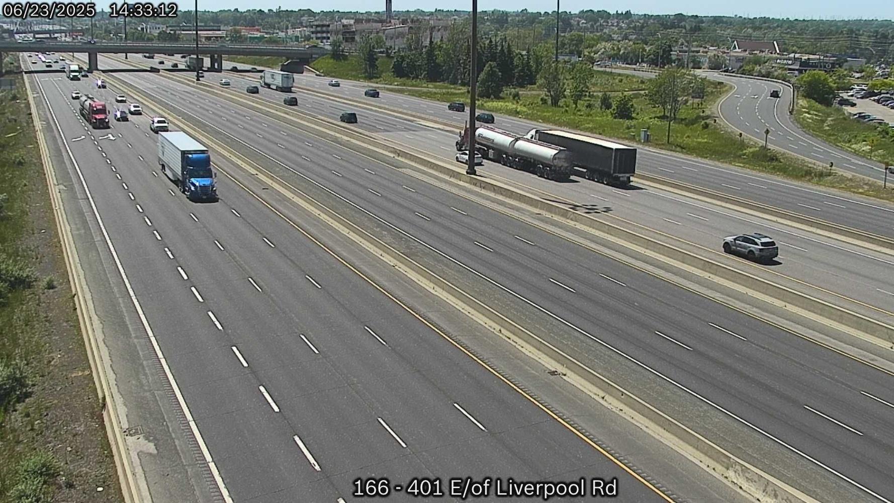 Tractor-trailer rollover closes Highway 401 in Pickering