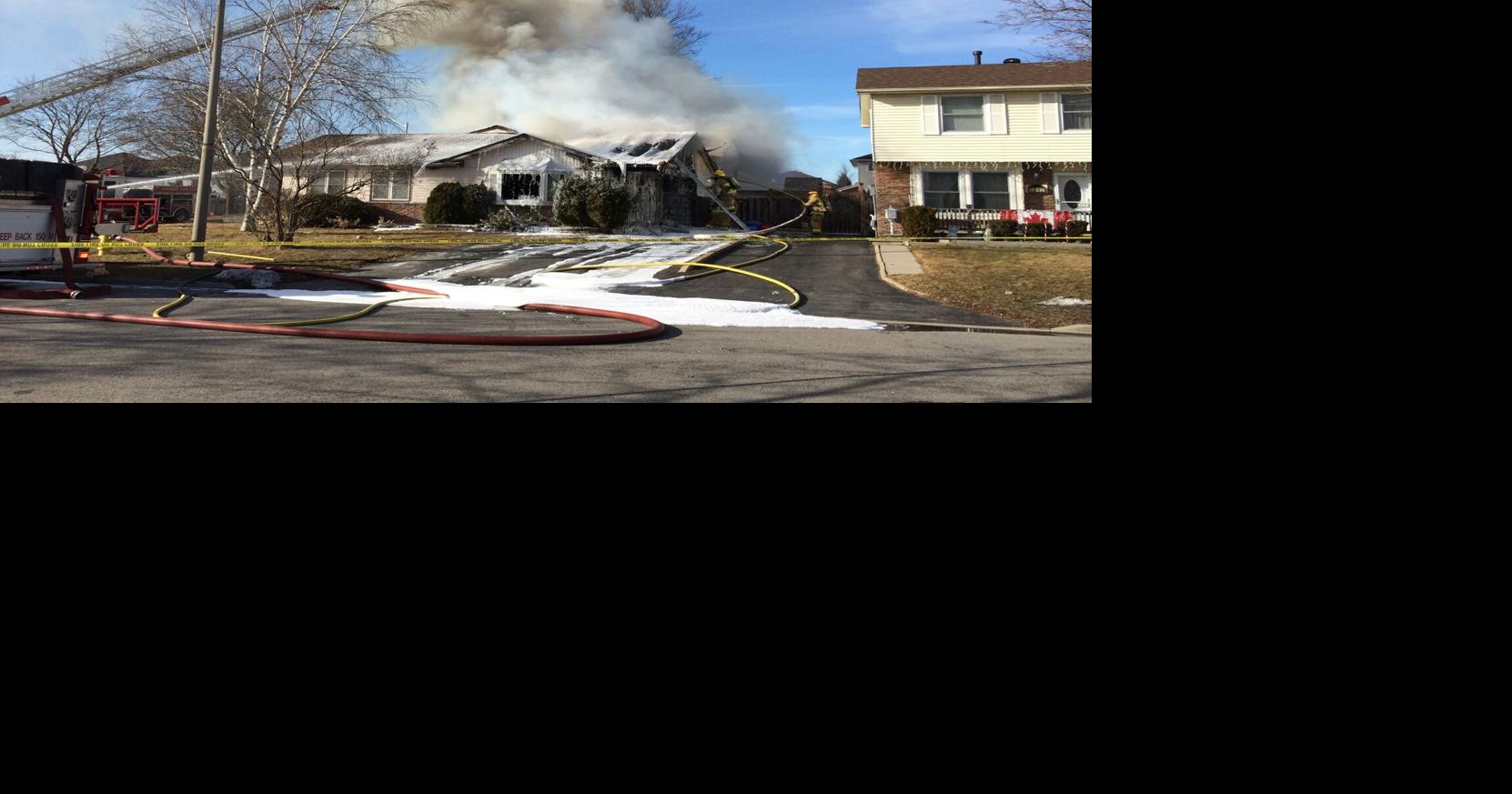 UPDATE: Oshawa firefighters battle major fire on Astra Avenue