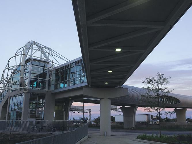 Pedestrian bridge over Hwy. 401 in Pickering still not complete