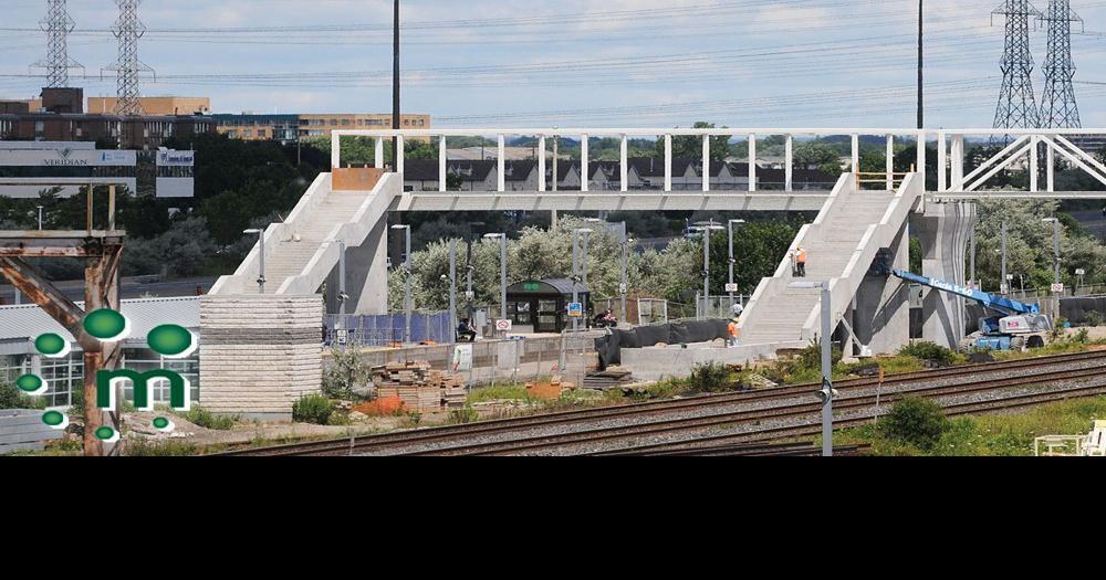 Work continues on Pickering pedestrian bridge