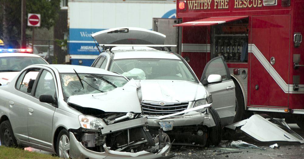 Three-car collision in Whitby