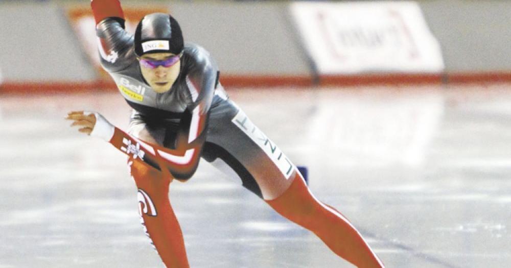 Martin Corbett qualifies for national speed skating team