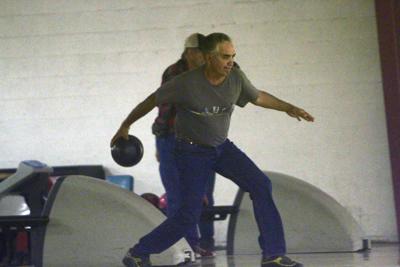 Safford bowler achieves perfect game | Local Sports News | eacourier.com