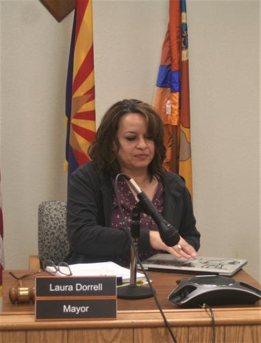 New Clifton mayor enters job ready to serve | News | eacourier.com