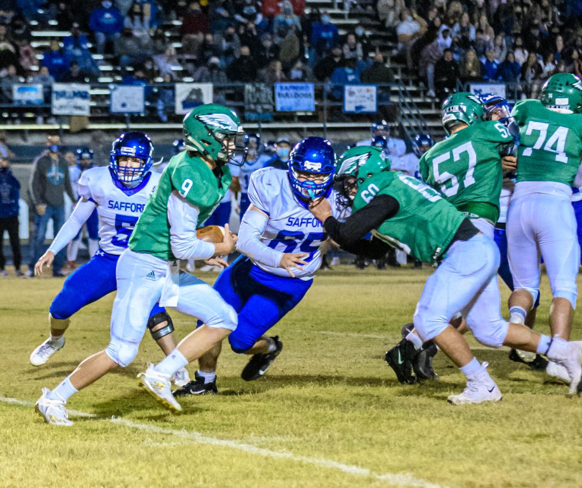 Thatcher Eagles bring home win over Safford Bulldogs 27-14 | Local ...