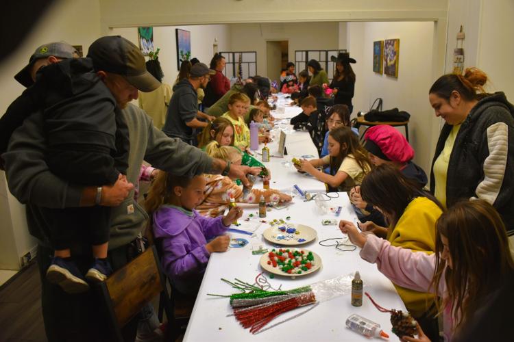 Merry Main Street | | eacourier.com