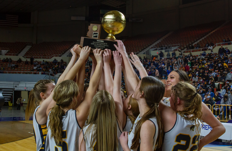 Pima girls holds off Sedona Red Rock for state title | Local News ...