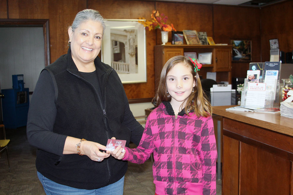 Coloring Contest winners enjoy a happy holiday | Local News | eacourier.com
