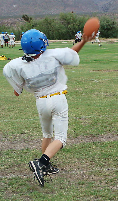 Fort Thomas Apache football pre-season practice | Local Sports News ...