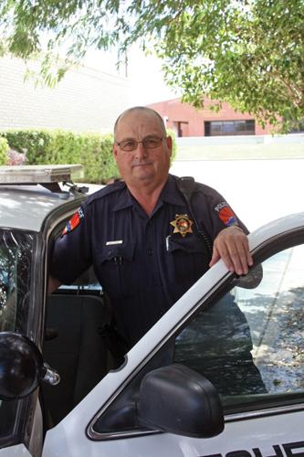 Thatcher Police Chief retires: Chief Mark Stevens hangs up hat, badge ...