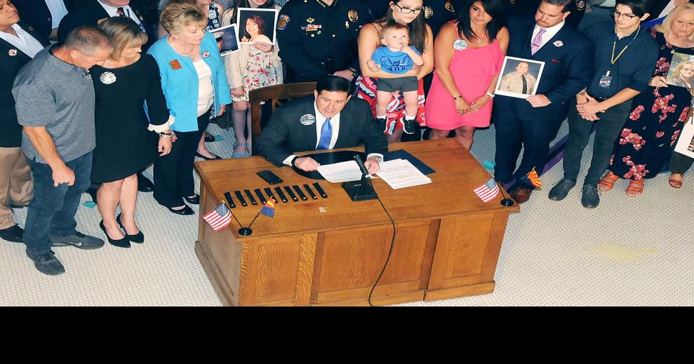 Ducey signs bill banning texting while driving | Complimentary ...